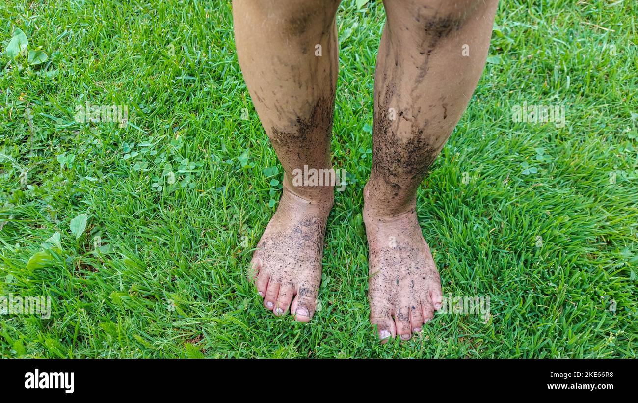 Very muddy foot feet hi-res stock photography and images - Alamy