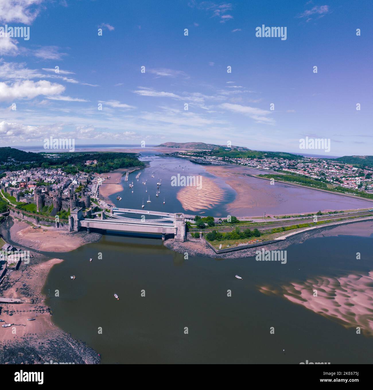 Defense of bridges hi-res stock photography and images - Alamy