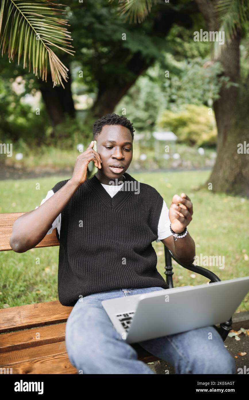 Online outraged hi-res stock photography and images - Alamy