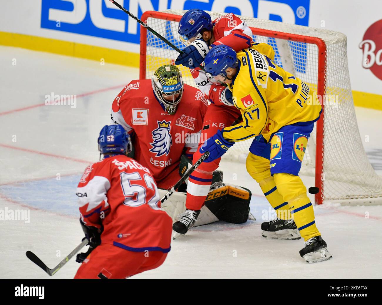 Ceske Budejovice, Czech Republic. 10th Nov, 2022. (L-R) Michael Spacek ...