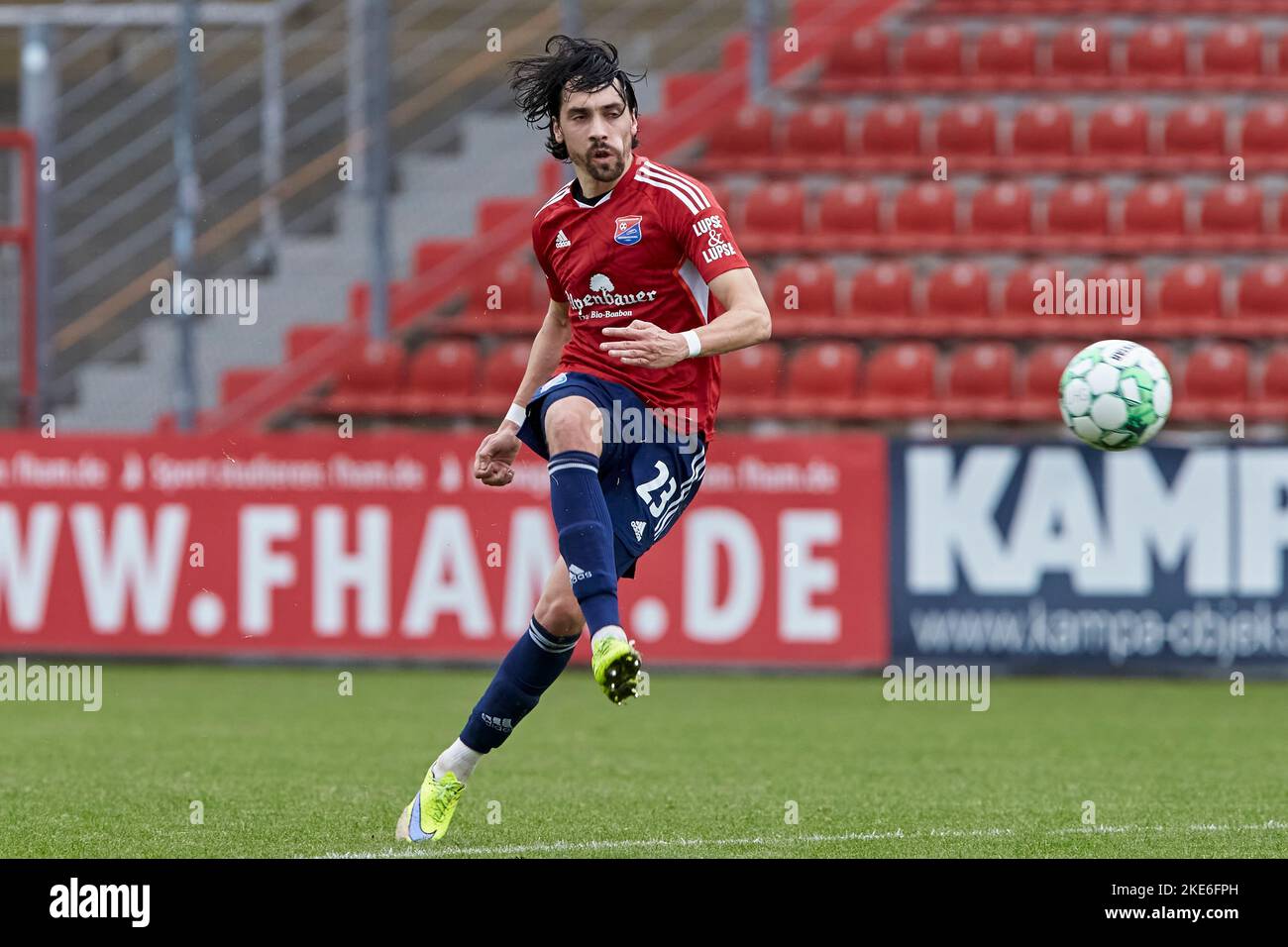 Unterhaching spvgg i hi-res stock photography and images - Alamy