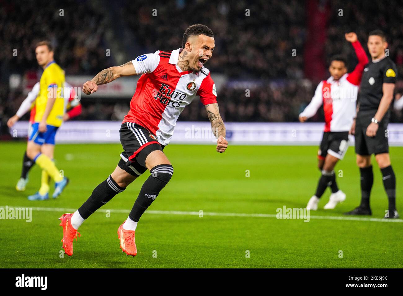 Rotterdam - Quilindschy Hartman of Feyenoord celebrates the 1-0 during ...