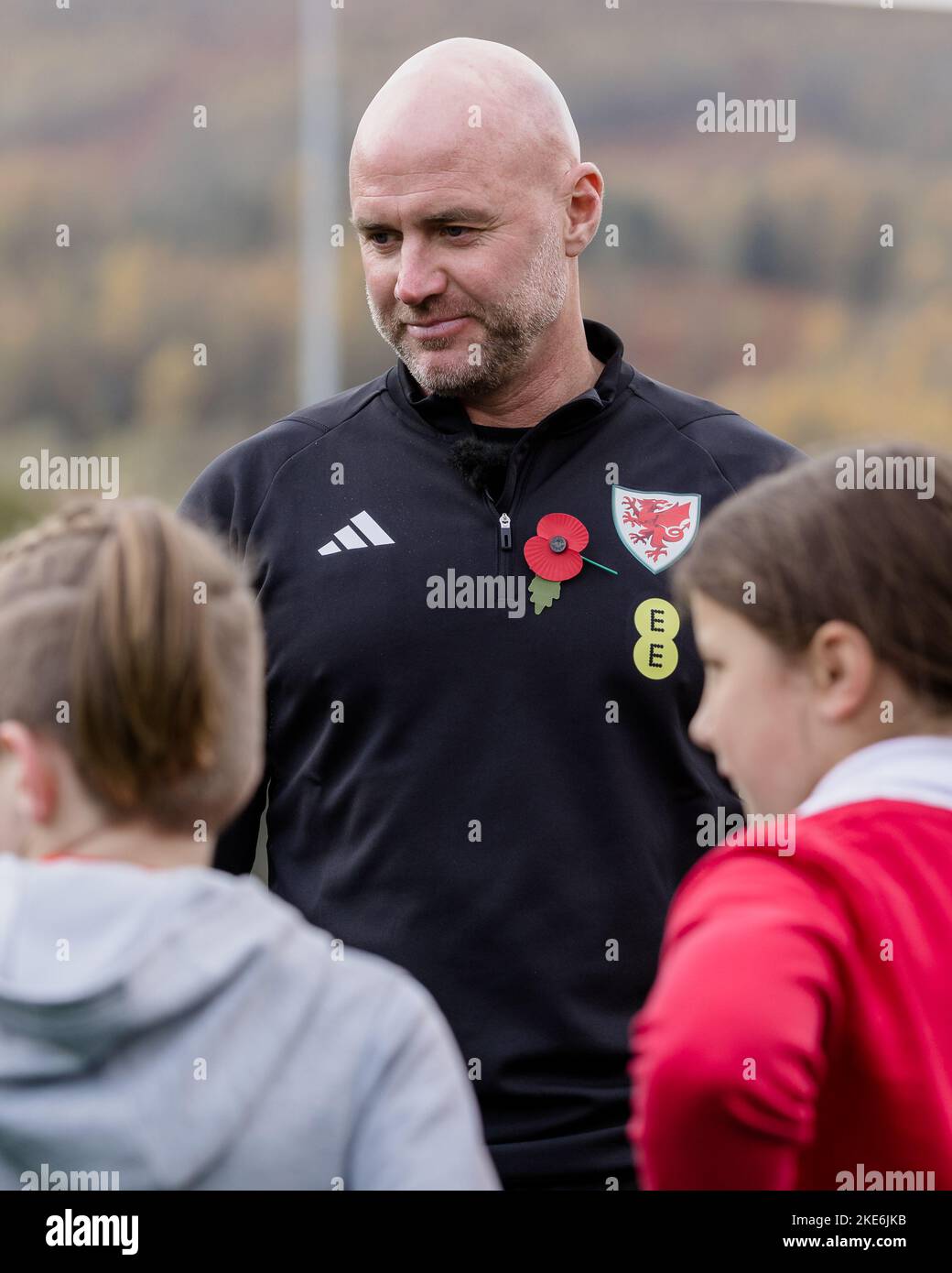 RHONDDA, WALES - 09 NOVEMBER 2022: Wales’ Head Coach Robert Page visits ...