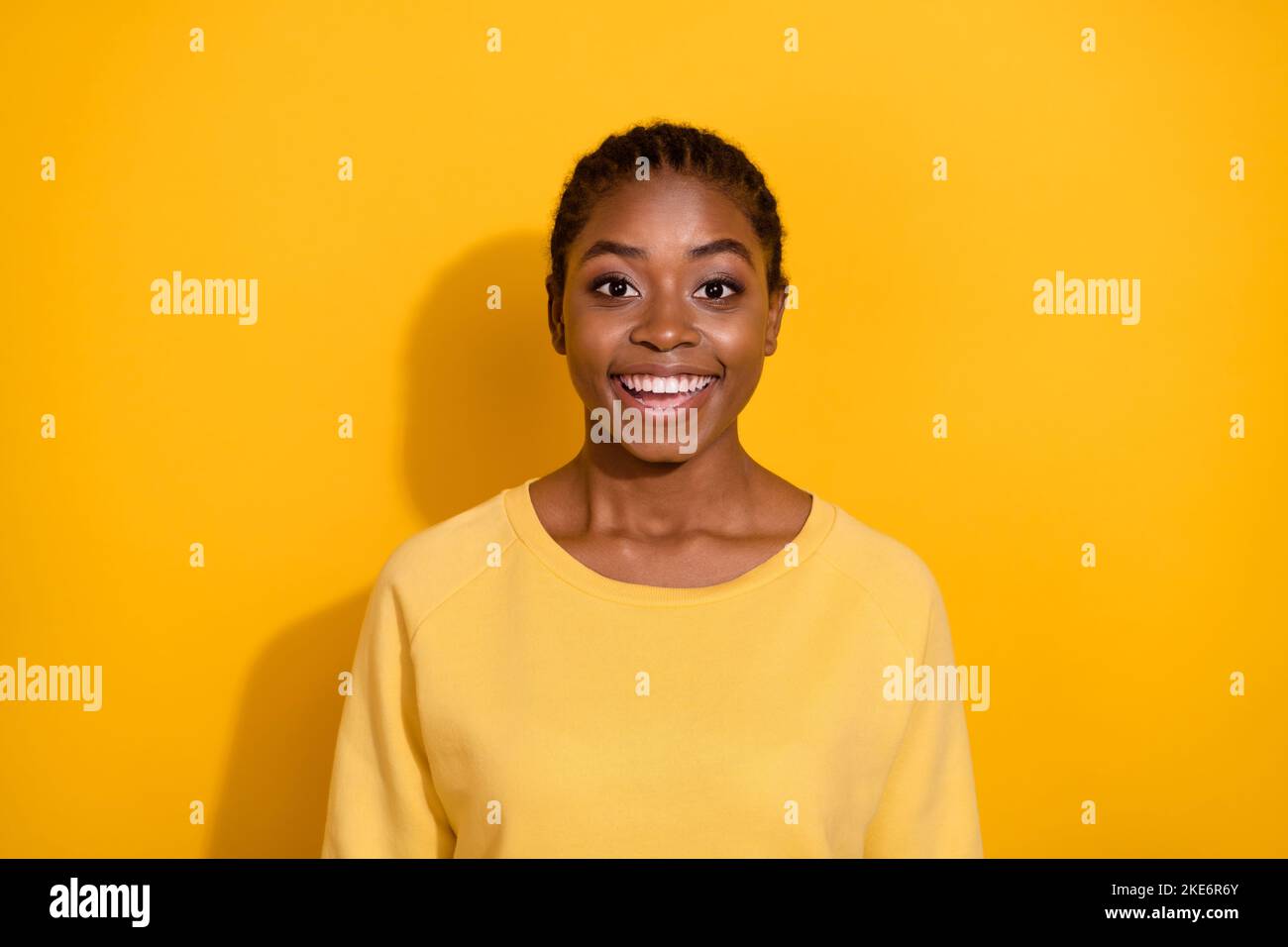 Portrait of attractive cheerful amazed sincere friendly girl good mood ...