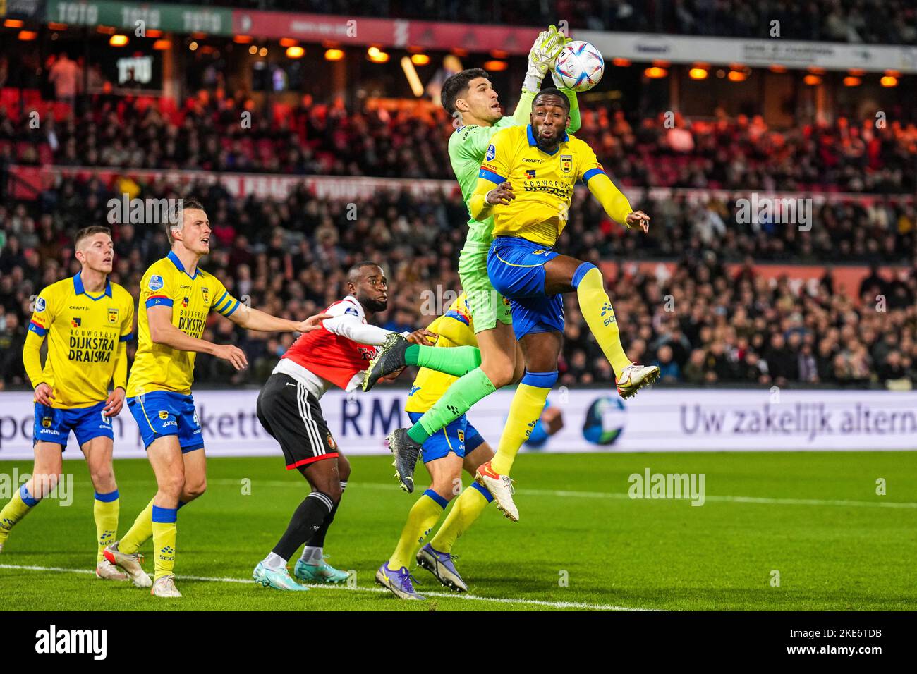 Rotterdam - SC Cambuur keeper Joao Virginia, Calvin Mac-Intosch of SC ...