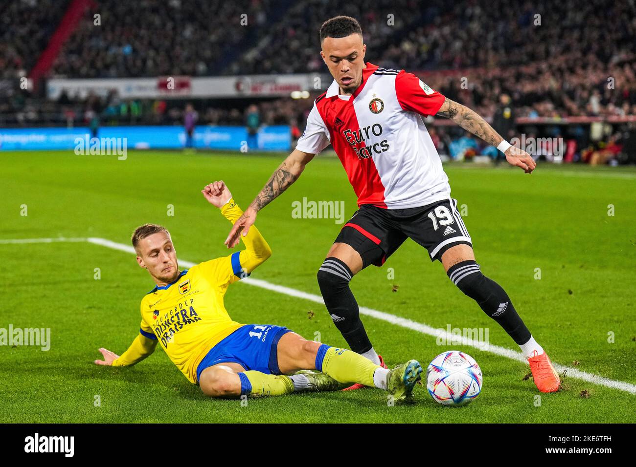 Rotterdam - Silvester van der Water of SC Cambuur, Quilindschy Hartman ...