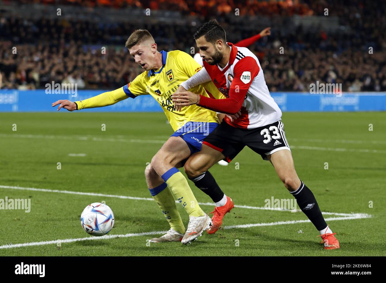 ROTTERDAM - (lr) Mees Hoedemakers of SC Cambuur, David Hancko of ...