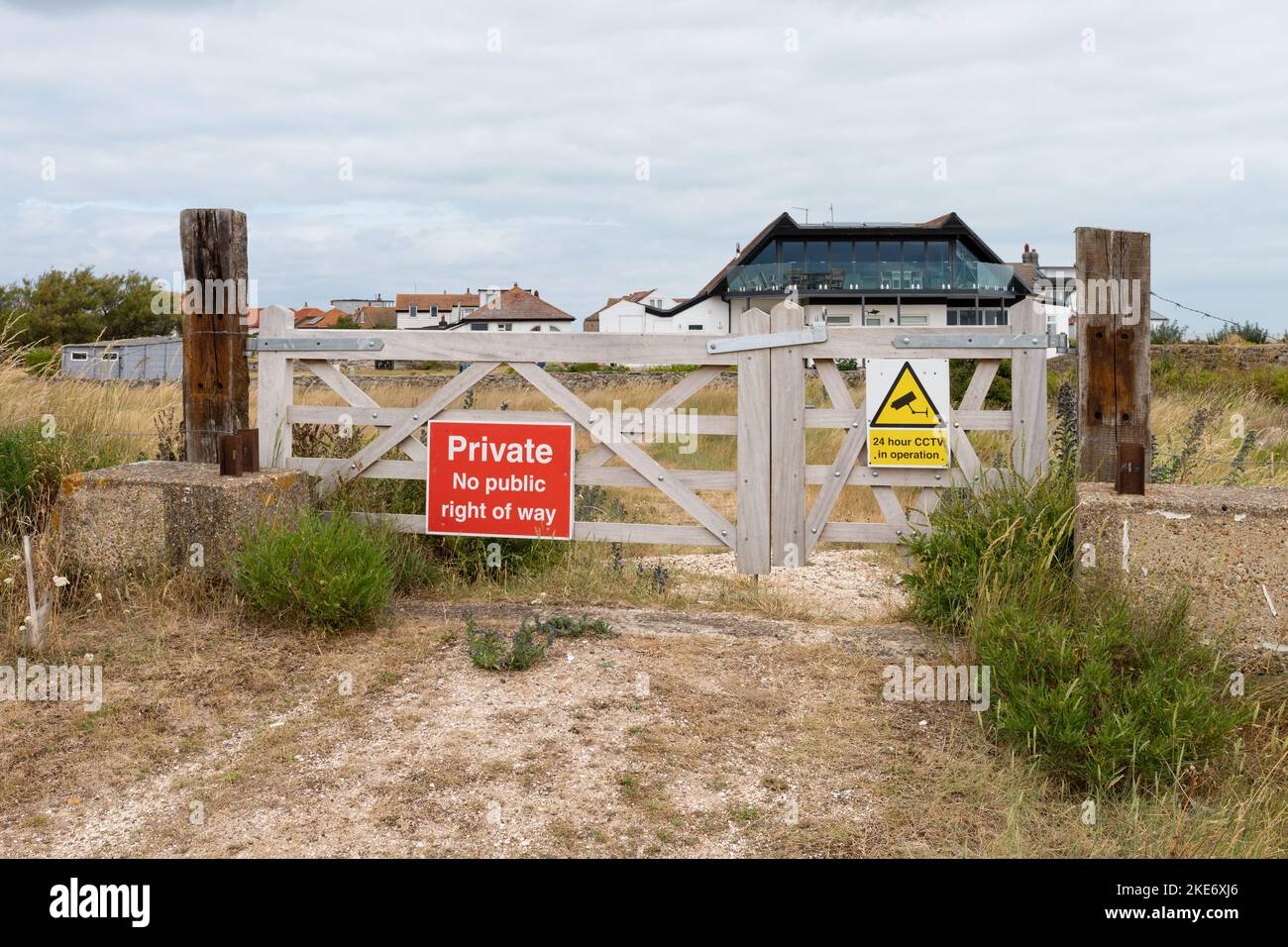 Shellness Estate Private no public right of way sign, Leysdown on Sea ...