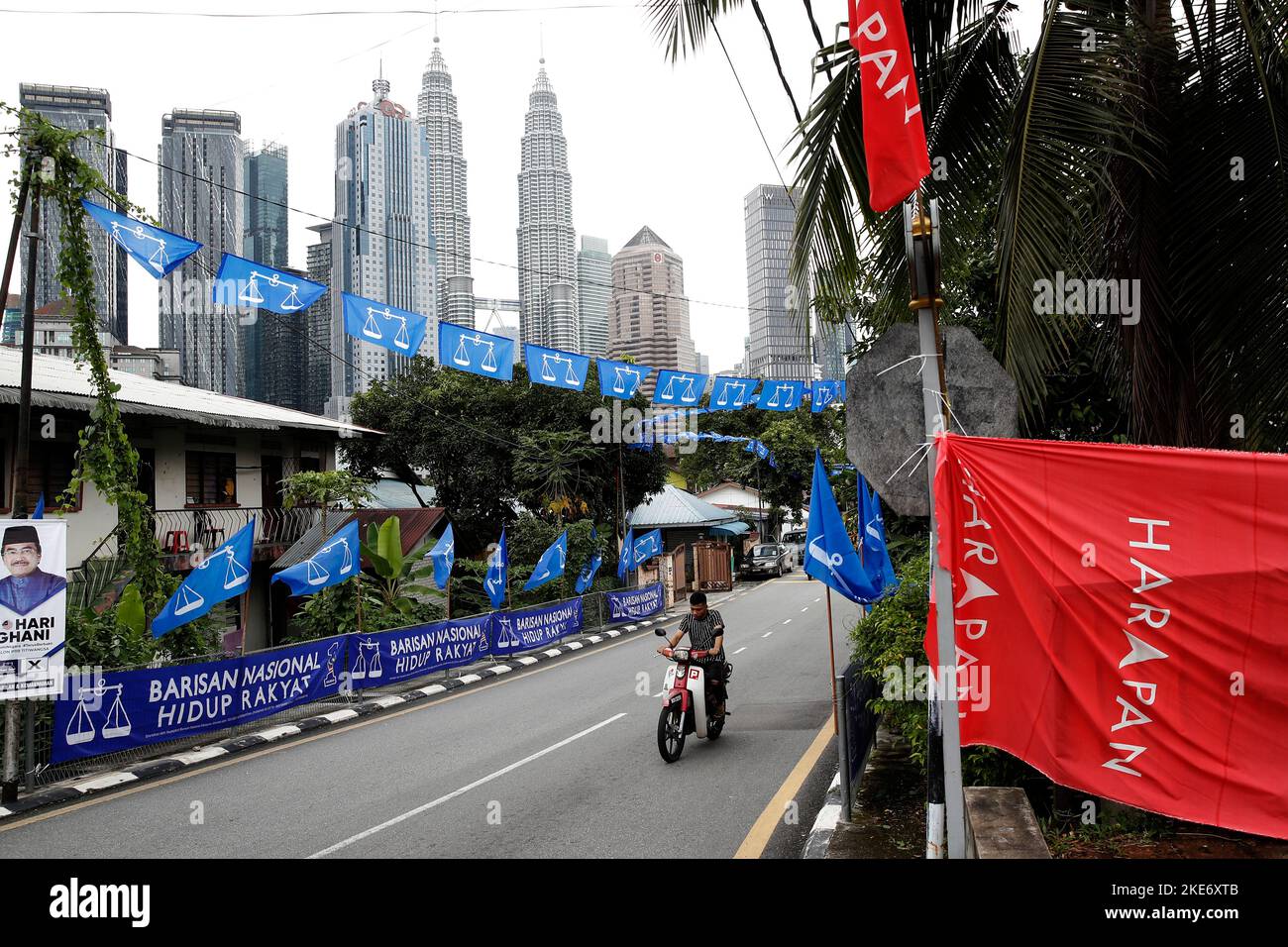 Campaigns flags hi-res stock photography and images - Alamy
