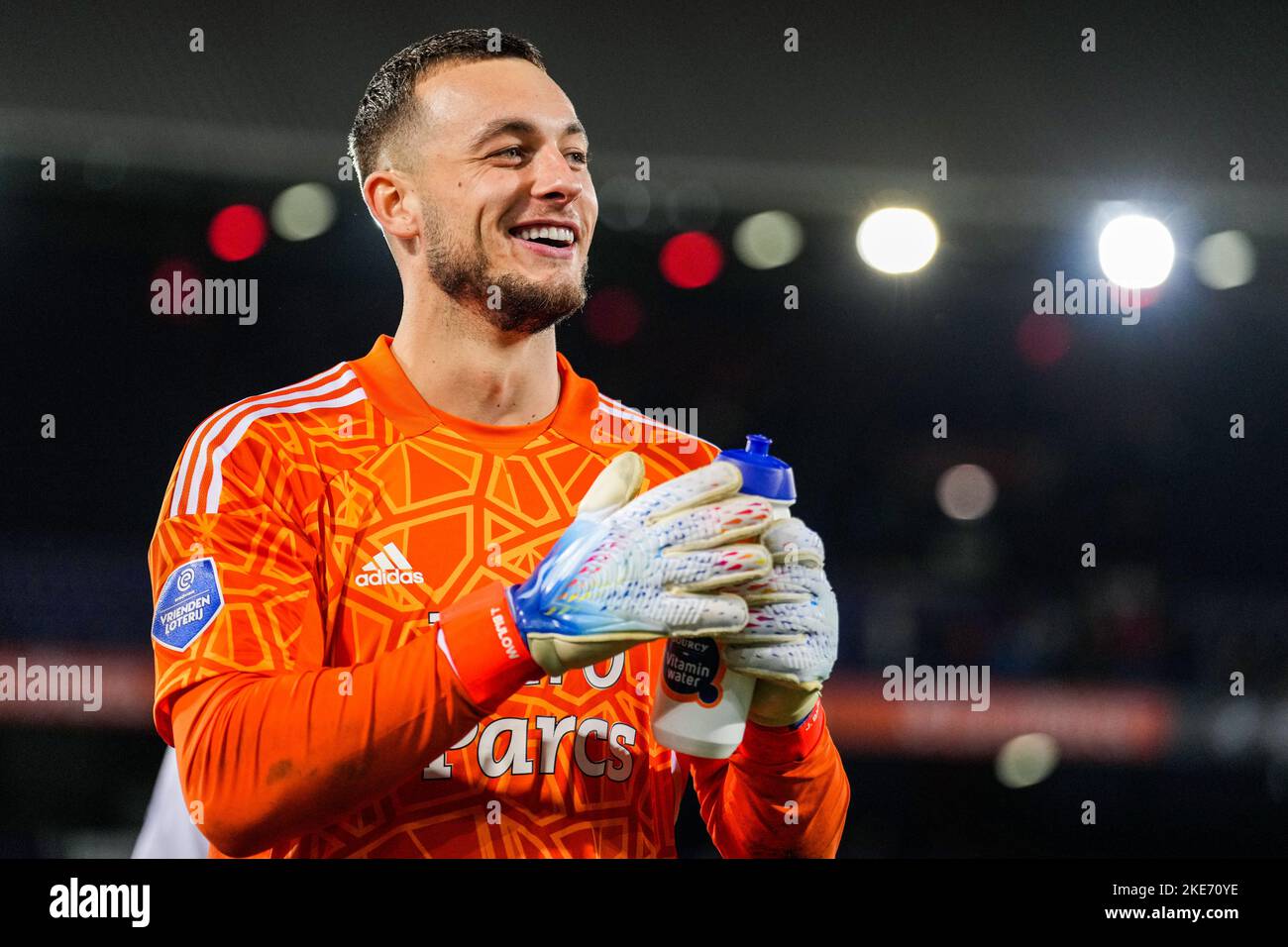 Rotterdam - Feyenoord keeper Justin Bijlow celebrates the win during ...