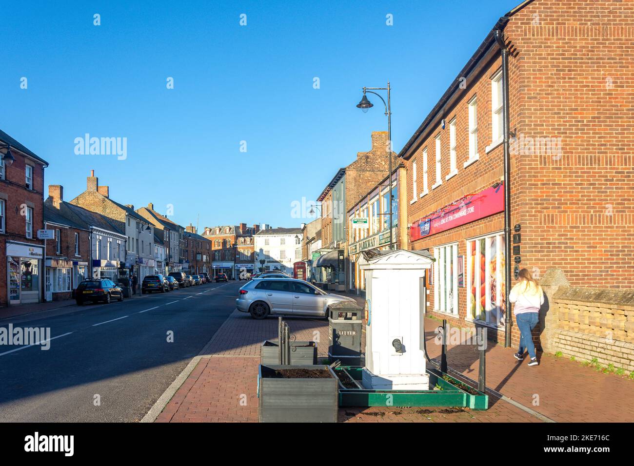 Sutton market place hi-res stock photography and images - Alamy