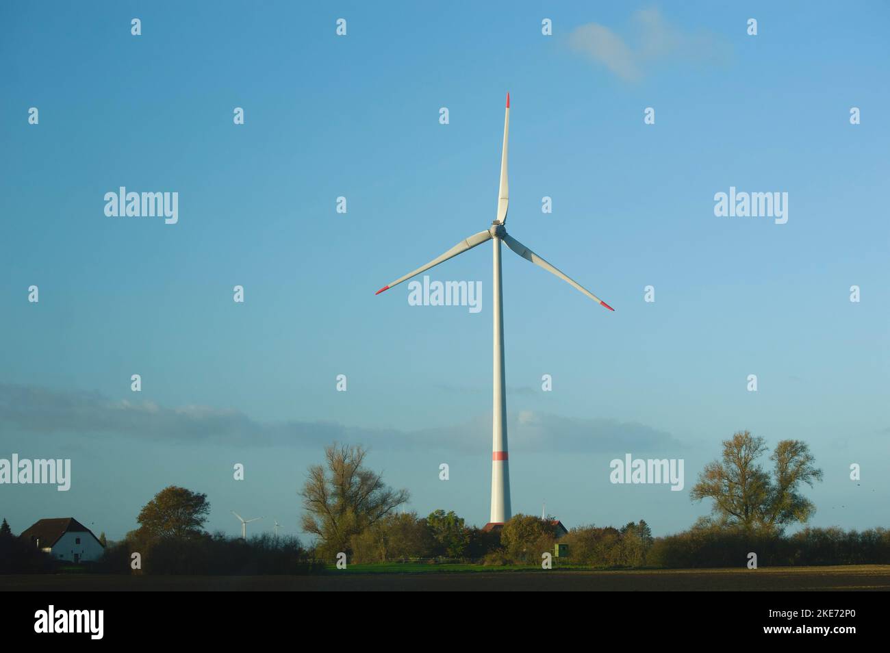 Tower in the countryside hi-res stock photography and images - Alamy