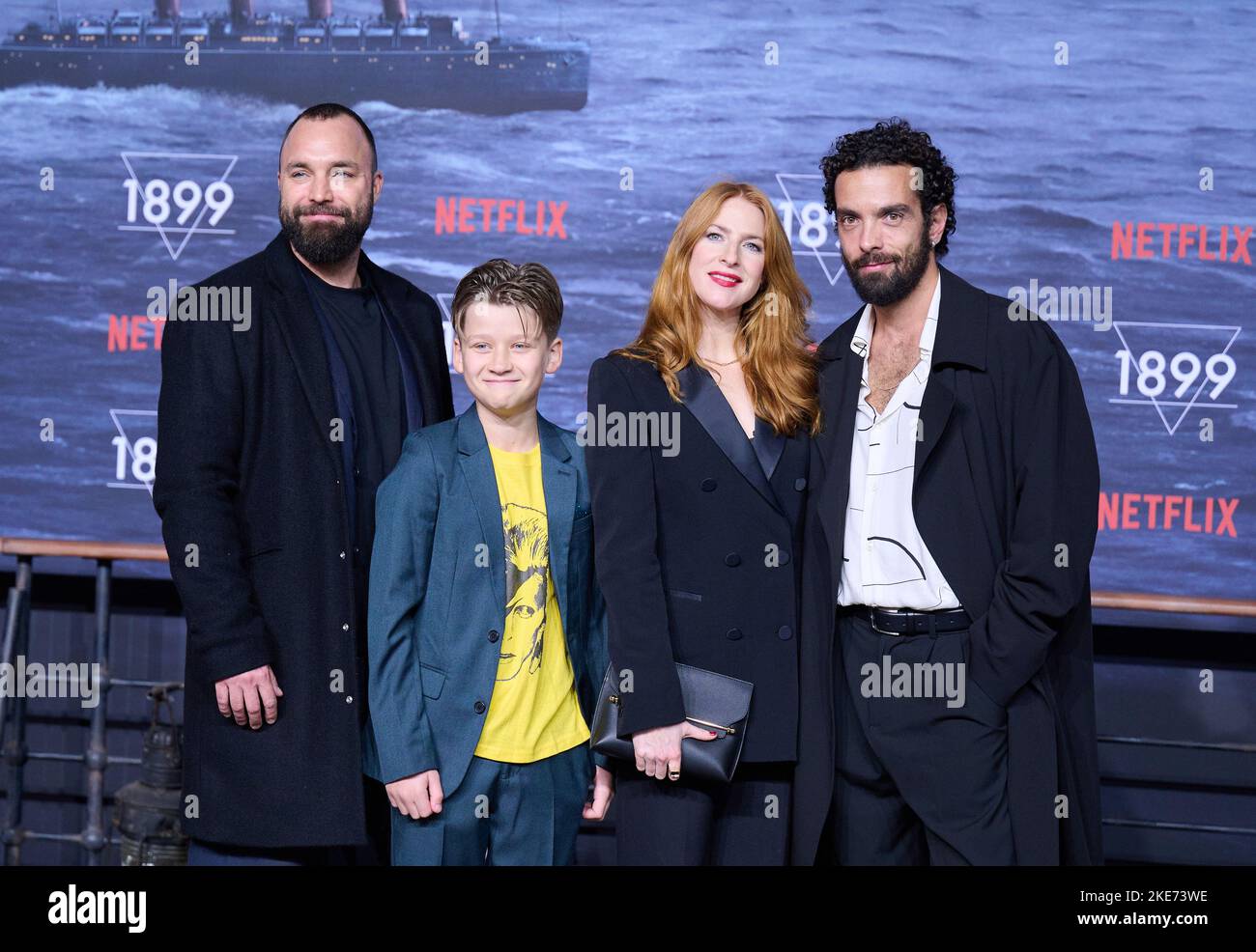 Berlin, Germany. 10th Nov, 2022. Isaak Dentler (l-r), Fflyn Edwards ...