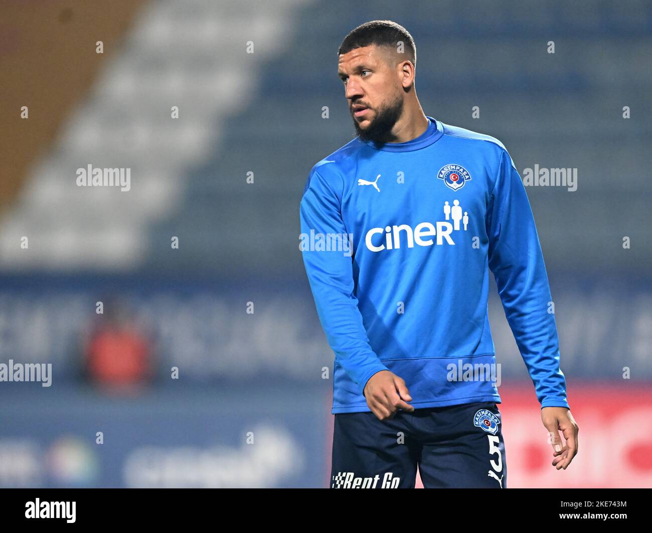 ISTANBUL - Jeffrey Bruma of Kasimpasa AS during the Turkish Super Lig ...