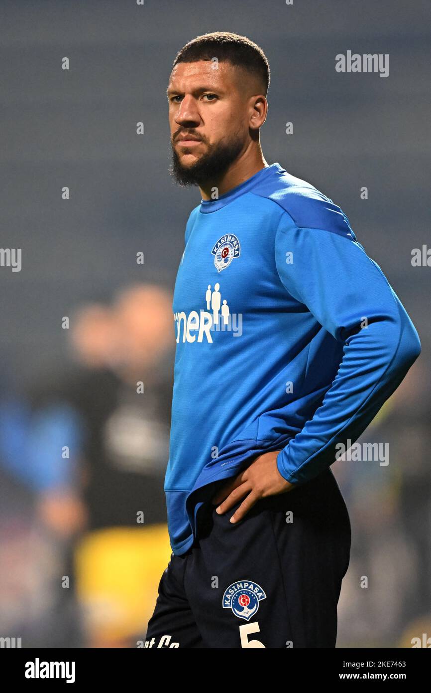 ISTANBUL - Jeffrey Bruma of Kasimpasa AS during the Turkish Super Lig ...