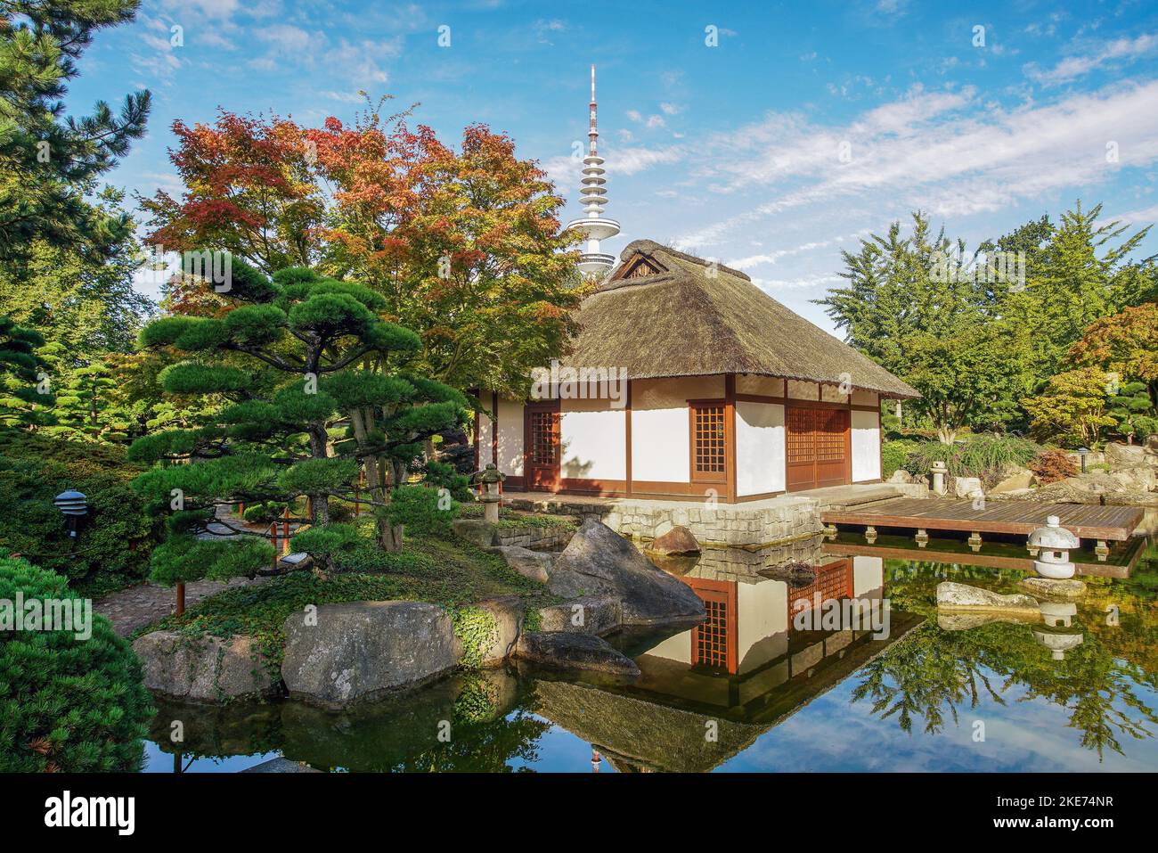 Tea house and magnificent nature in the Japanese garden of Hamburg in ...