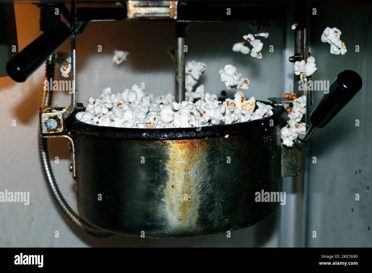 pop corn preparation with metal hot machine Stock Photo - Alamy