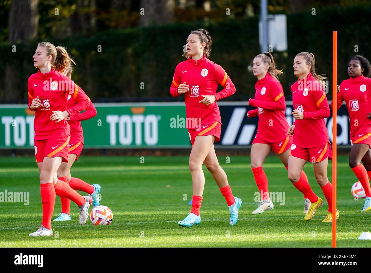 ZEIST, NETHERLANDS - NOVEMBER 10: Fenna Kalma of the Netherlands during ...