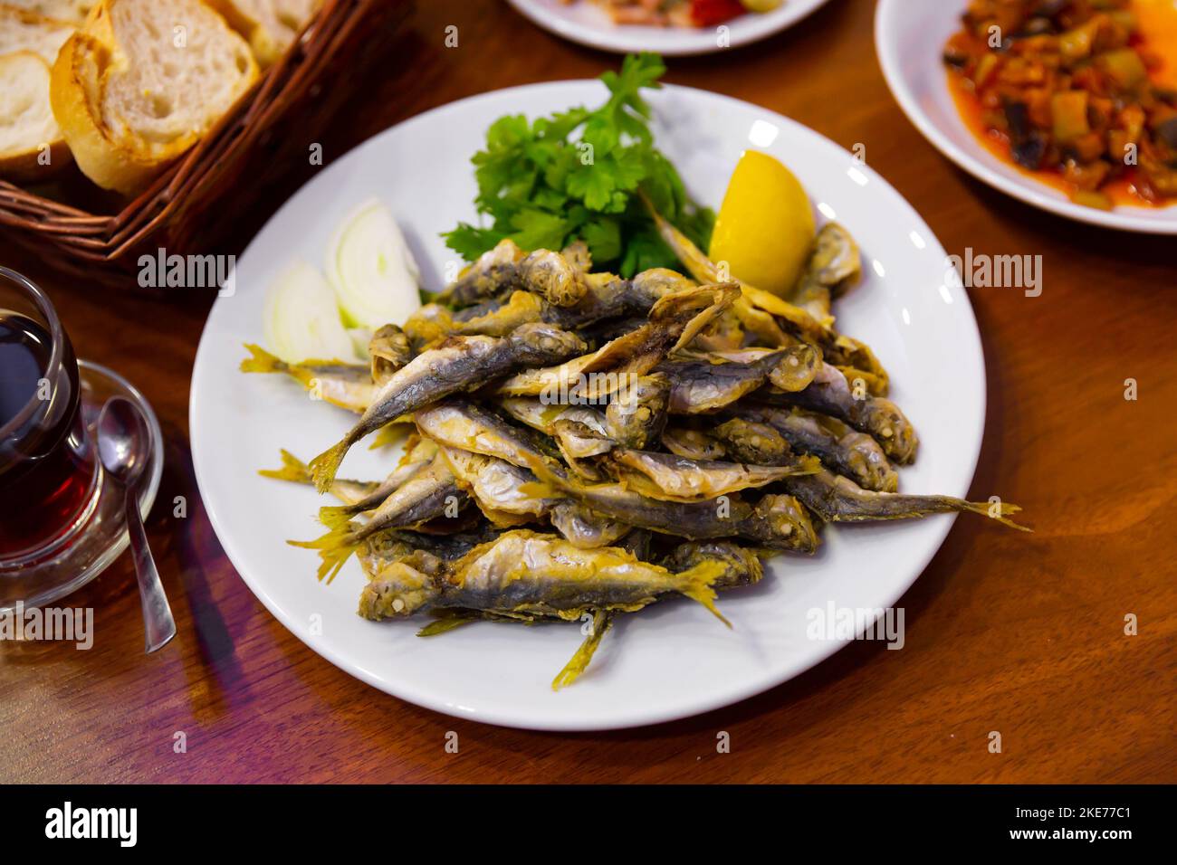 Fried fish red mullet Stock Photo - Alamy