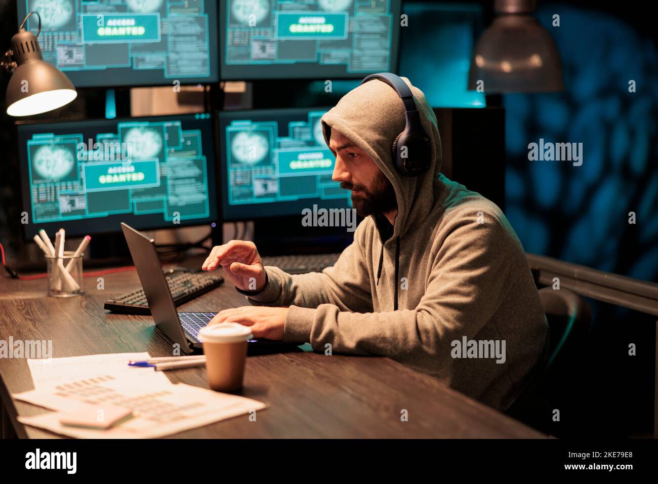 Breaking through data hi-res stock photography and images - Alamy