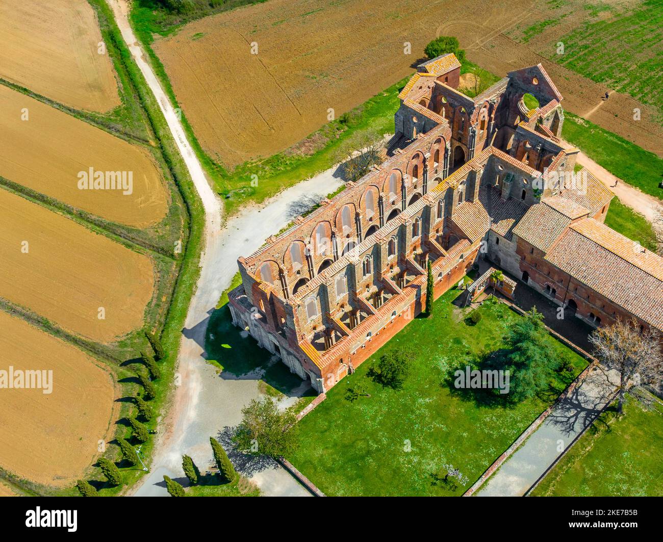 Bird's eye view of the splendid roofless abbey of Saint Galgano Stock ...