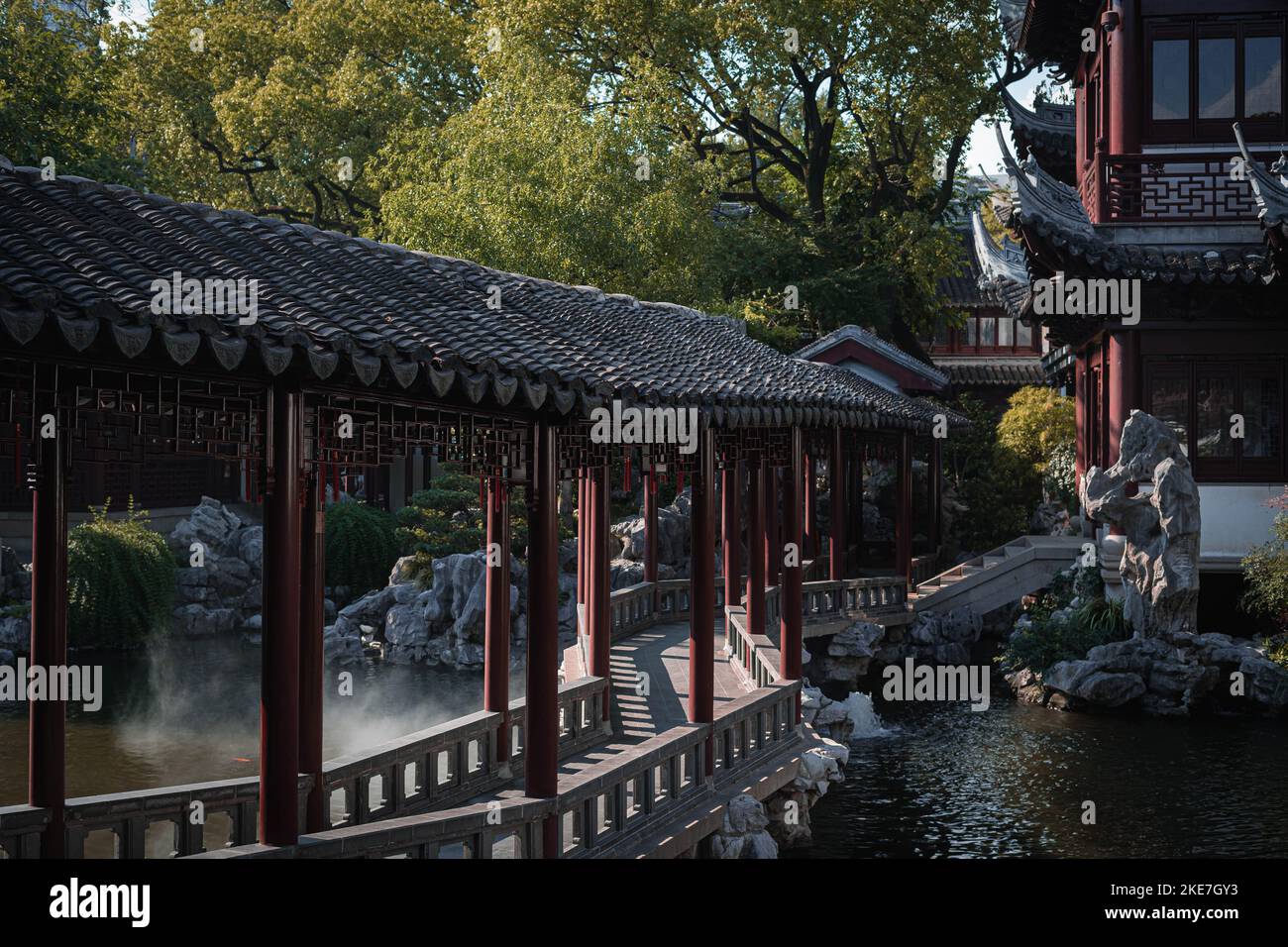 This is a photograph of Yu Garden's hisorical architecture Stock Photo ...