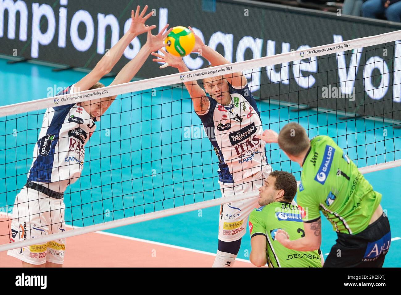 BLM Group Arena, Trento, Italy, November 10, 2022, Block by Donovan ...