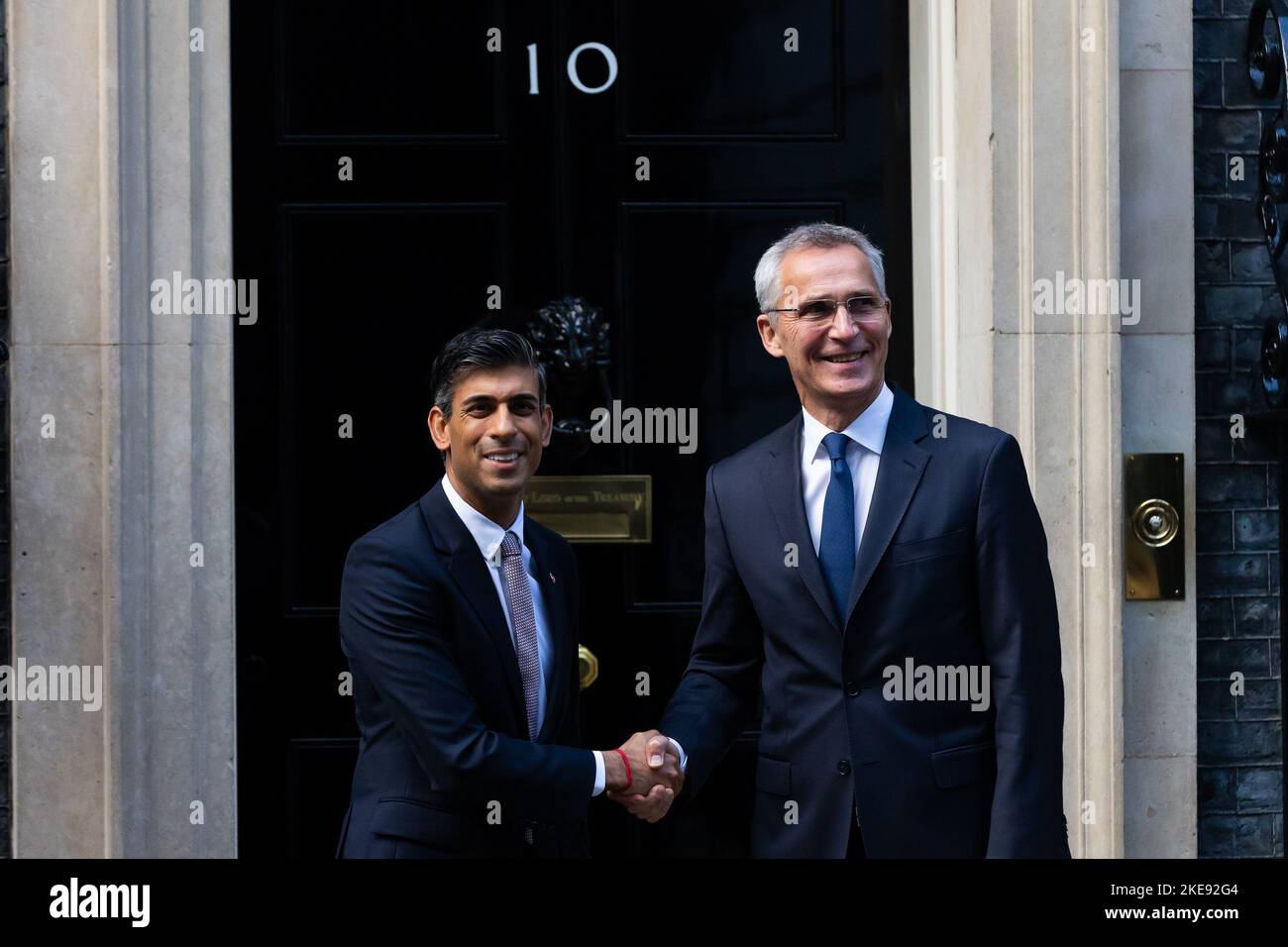London, UK. 09th Nov, 2022. British Prime Minister Rishi Sunak greets ...