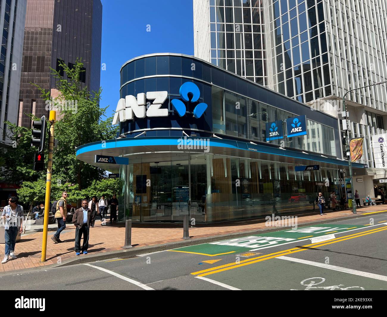 New zealand economy 2022 hi-res stock photography and images - Alamy