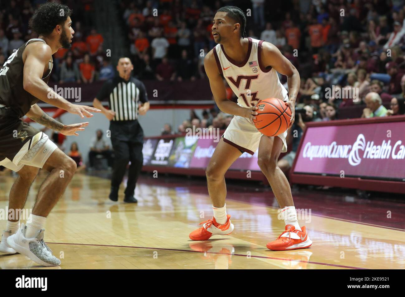 Blacksburg, Virginia, USA. 10th Nov, 2022. Virginia Tech Hokies guard ...