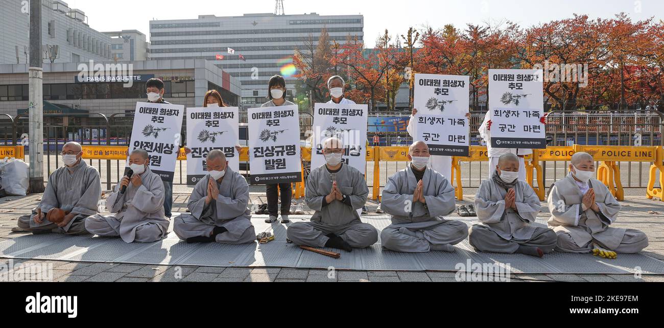 11th Nov, 2022. Buddhist monks pay tribute to victims of crowd crush A ...