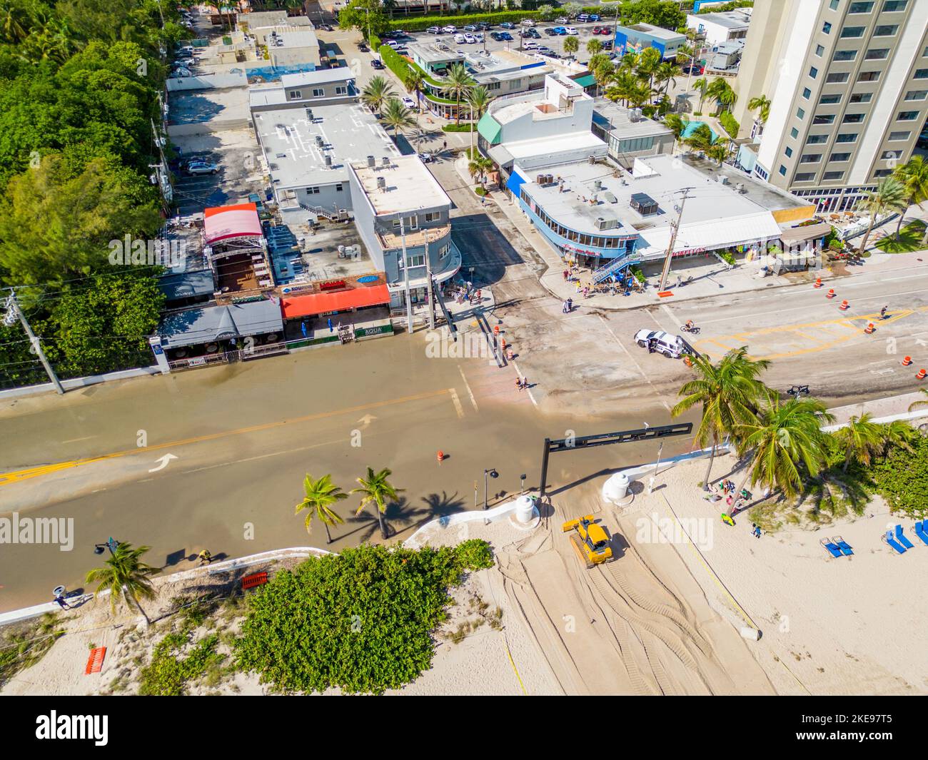 Fort Lauderdale, FL, USA - November 10, 2022: Fort Lauderdale Beach ...
