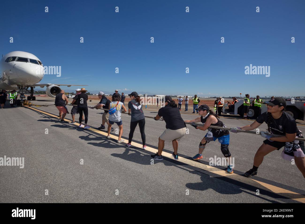Team pulling a UPS airplane at the Special Olympics of Southern ...