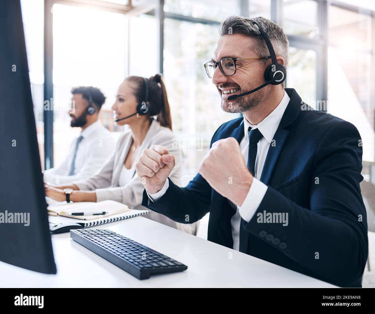 Employee support hi-res stock photography and images - Alamy