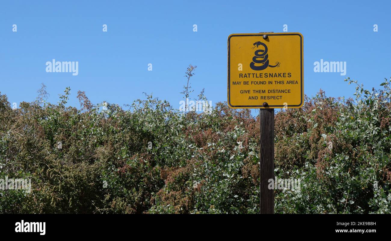 Rattlesnake Warning Sign in Southern California Stock Photo - Alamy