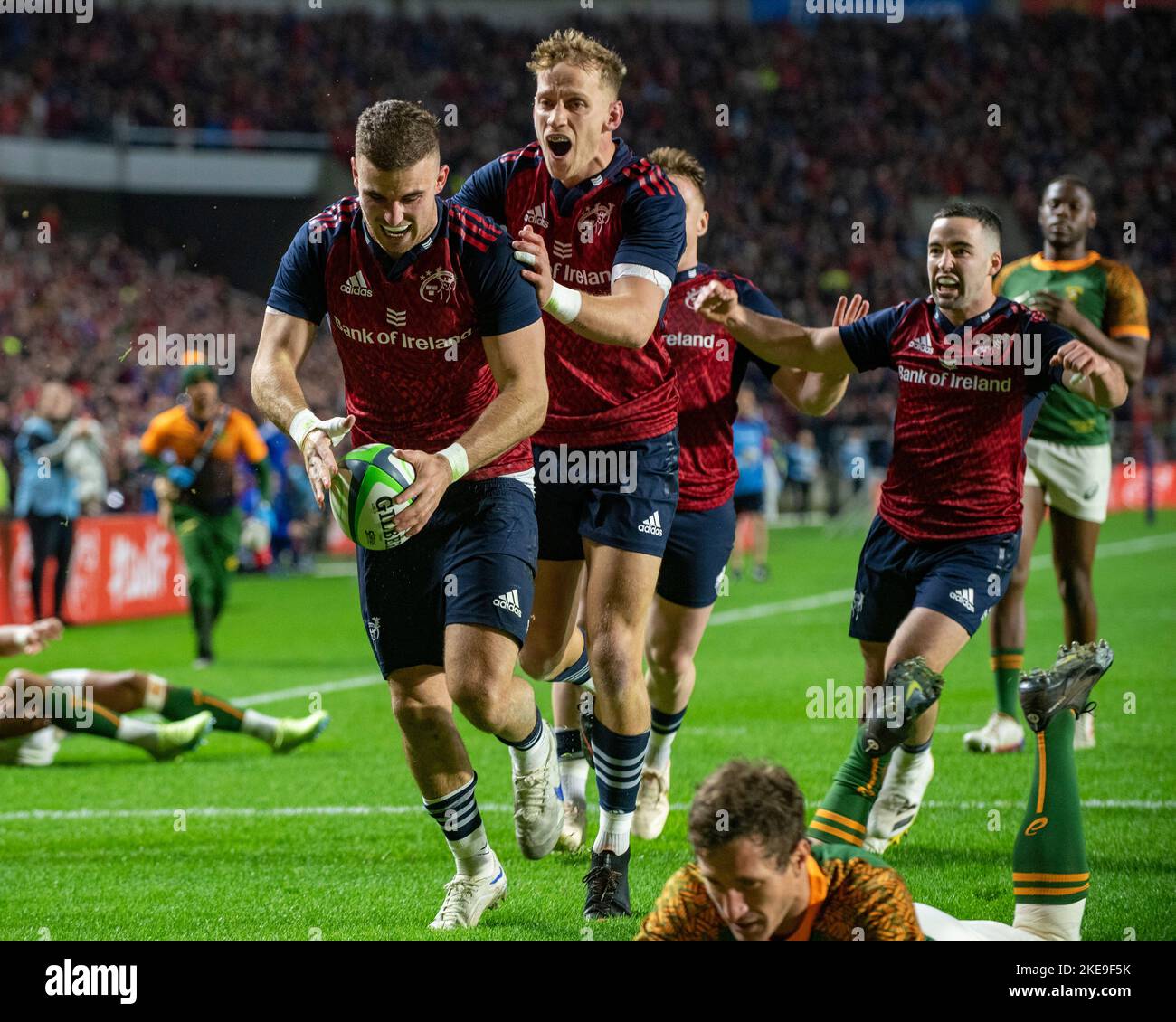 Cork, Ireland. 11th Nov, 2022. Shane Daly of Munster celebrates scoring ...