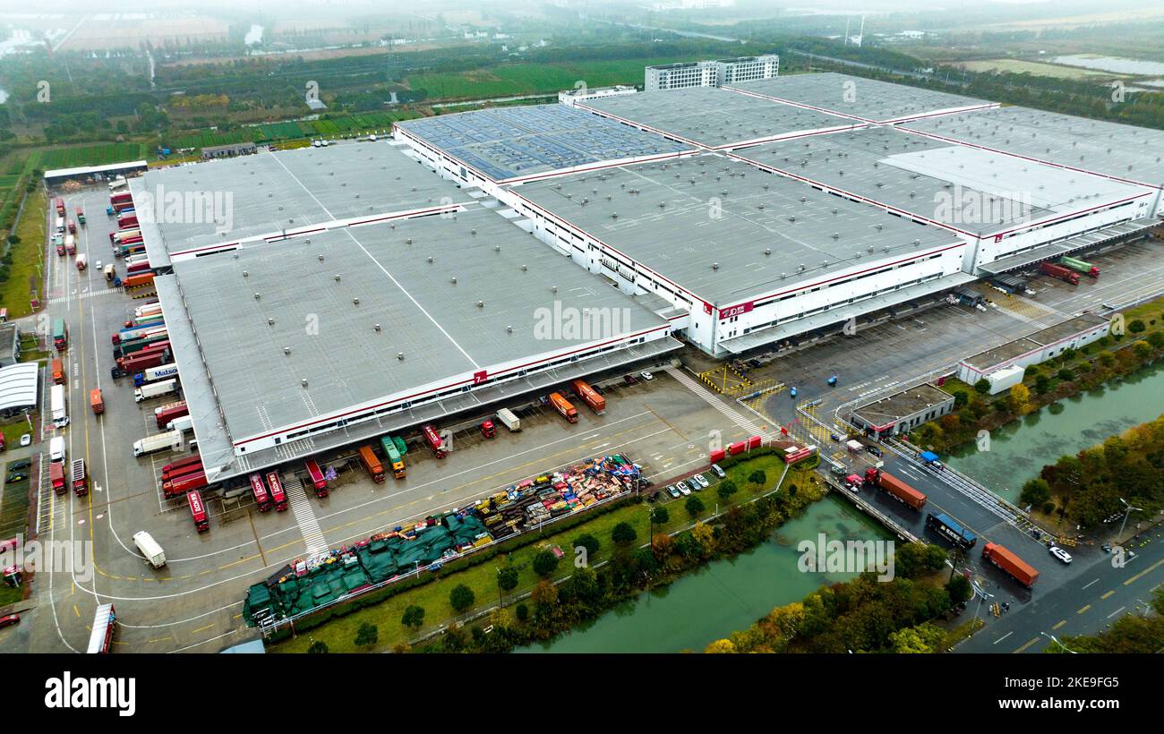 SUZHOU, CHINA - NOVEMBER 11, 2022 - An aerial photo shows JD Express ...