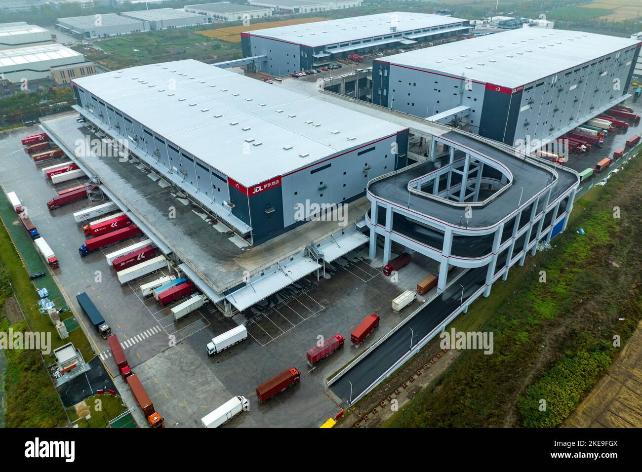 SUZHOU, CHINA - NOVEMBER 11, 2022 - An aerial photo shows JD Express ...