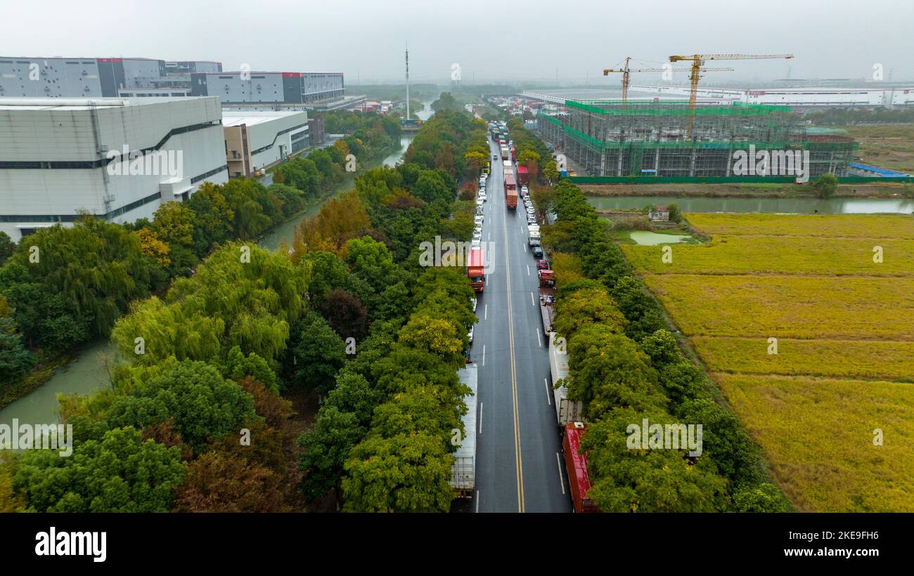 SUZHOU, CHINA - NOVEMBER 11, 2022 - An aerial photo shows JD Express ...