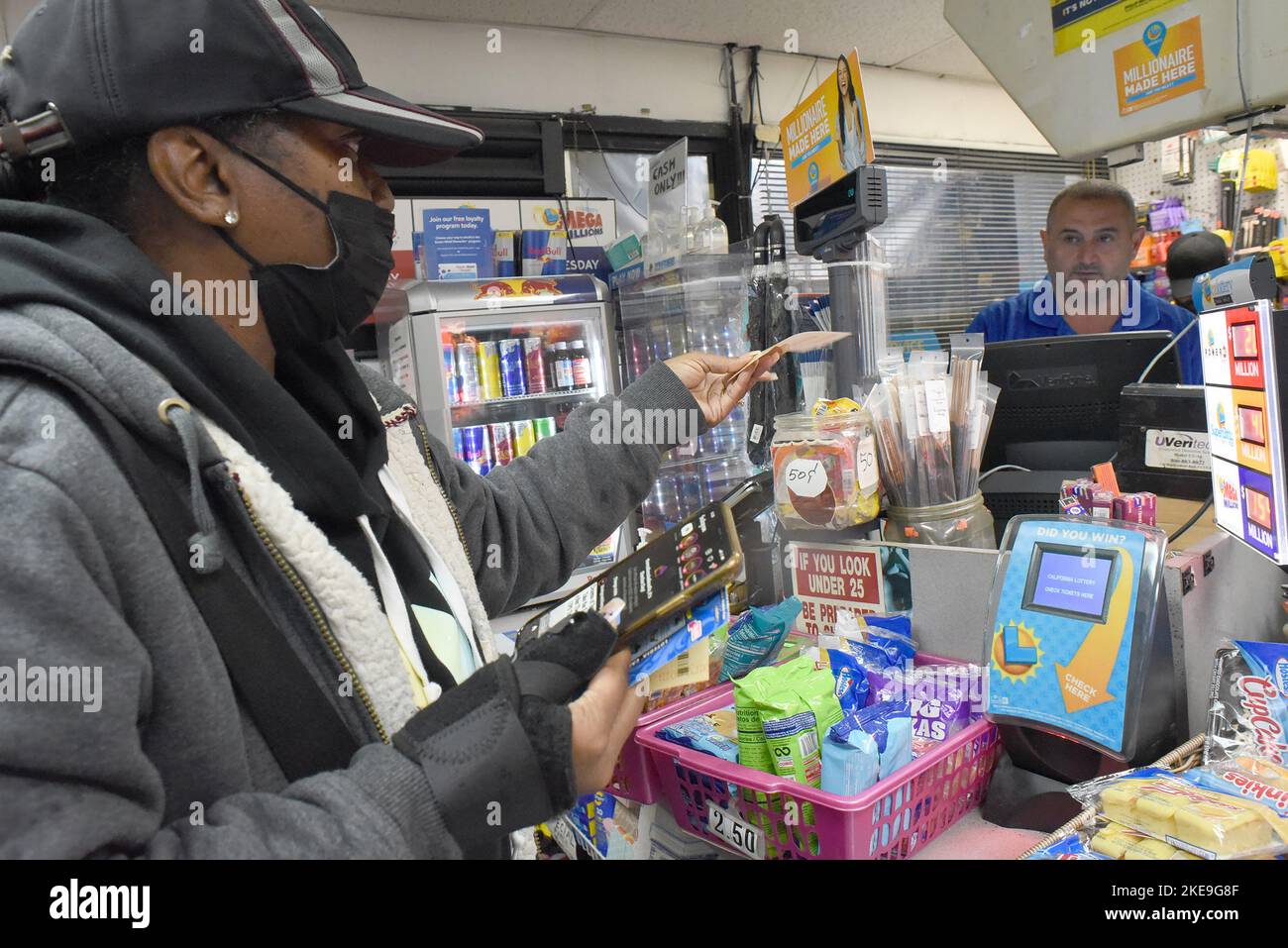 Joes service station hi-res stock photography and images - Alamy