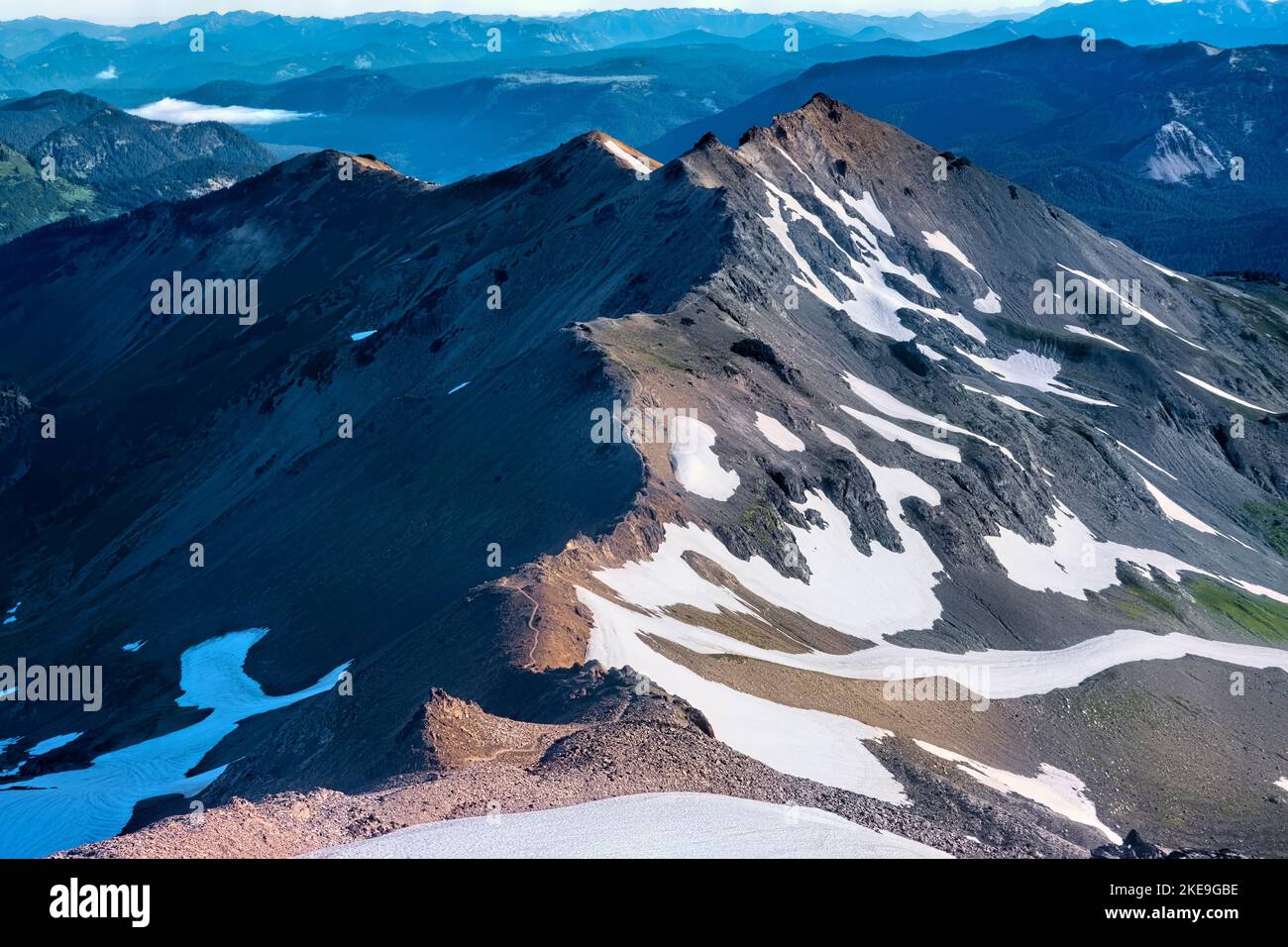 Hiking through the Goat Rocks Wilderness, Pacific Crest Trail ...