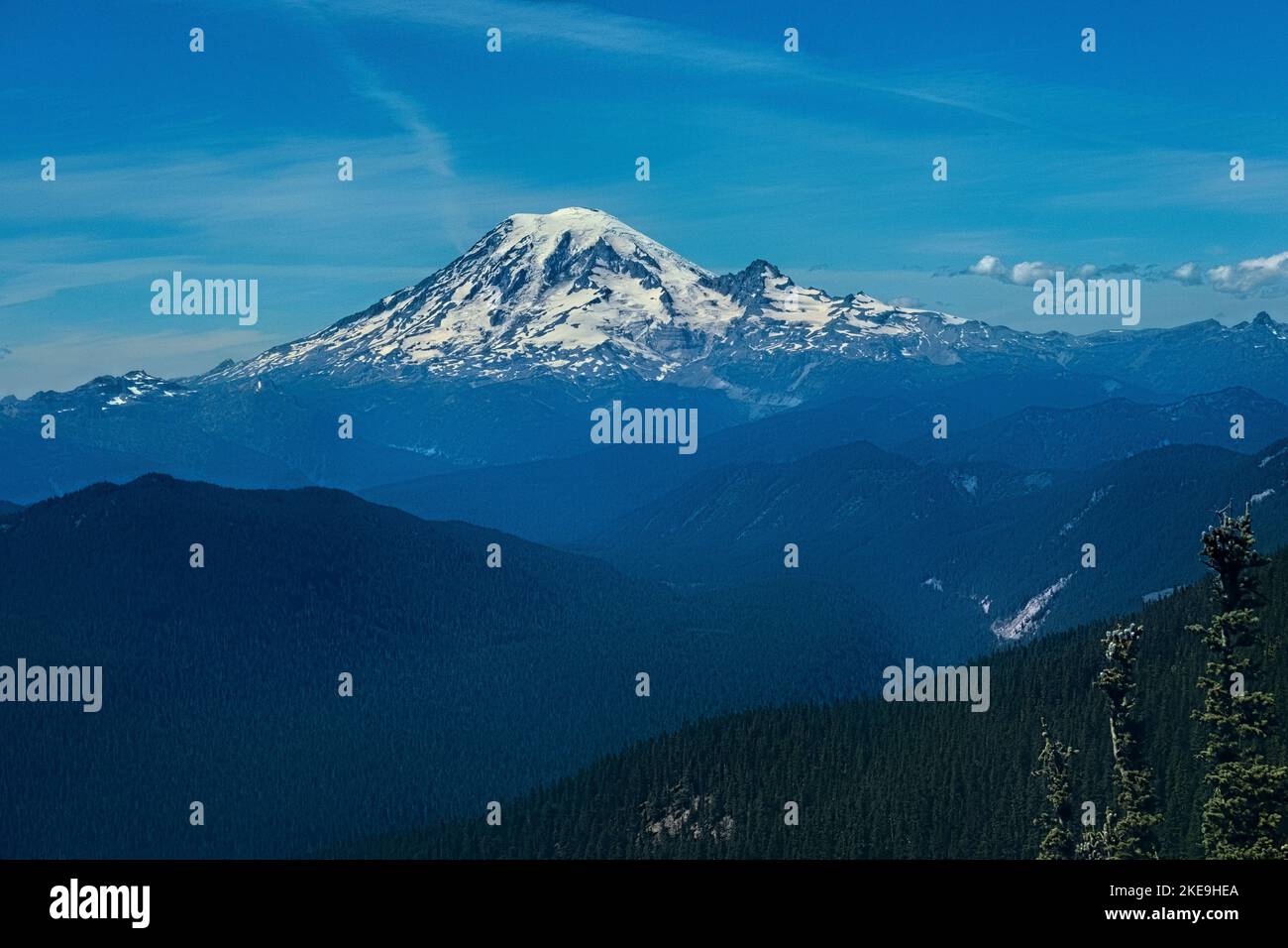 Looking out at Mt. Rainier, Goat Rocks Wilderness, Pacific Crest Trail ...