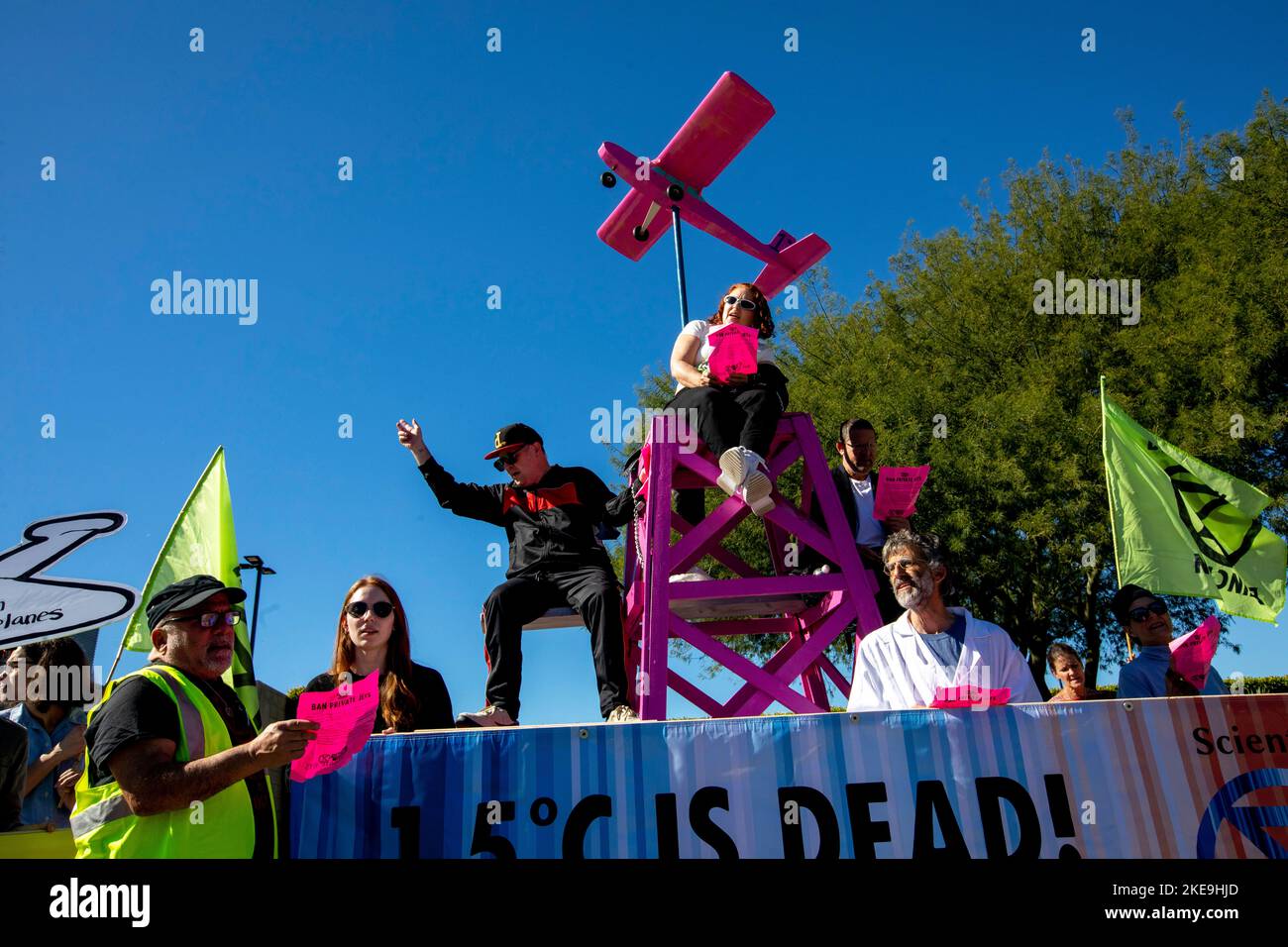 Los Angeles, Calif, USA. 10th Nov, 2022. Members of the climate ...