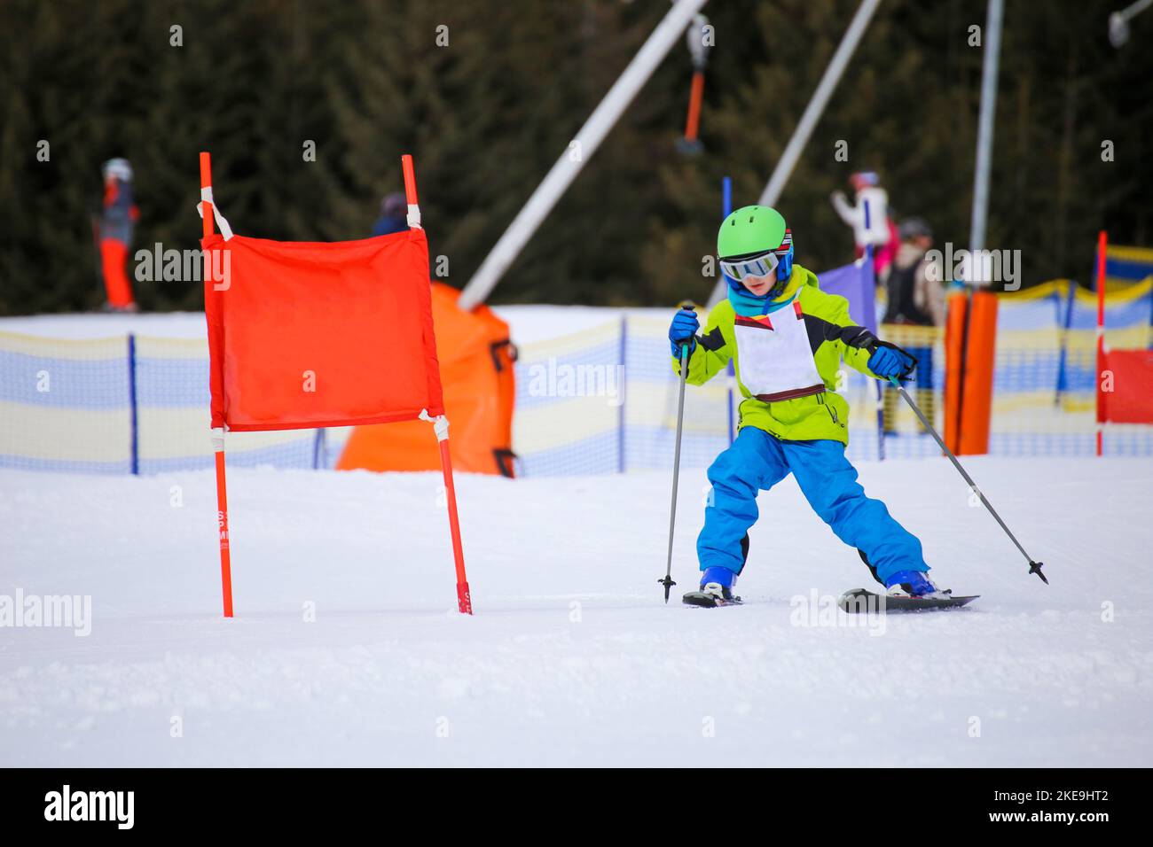 Child to a ski race hi-res stock photography and images - Alamy