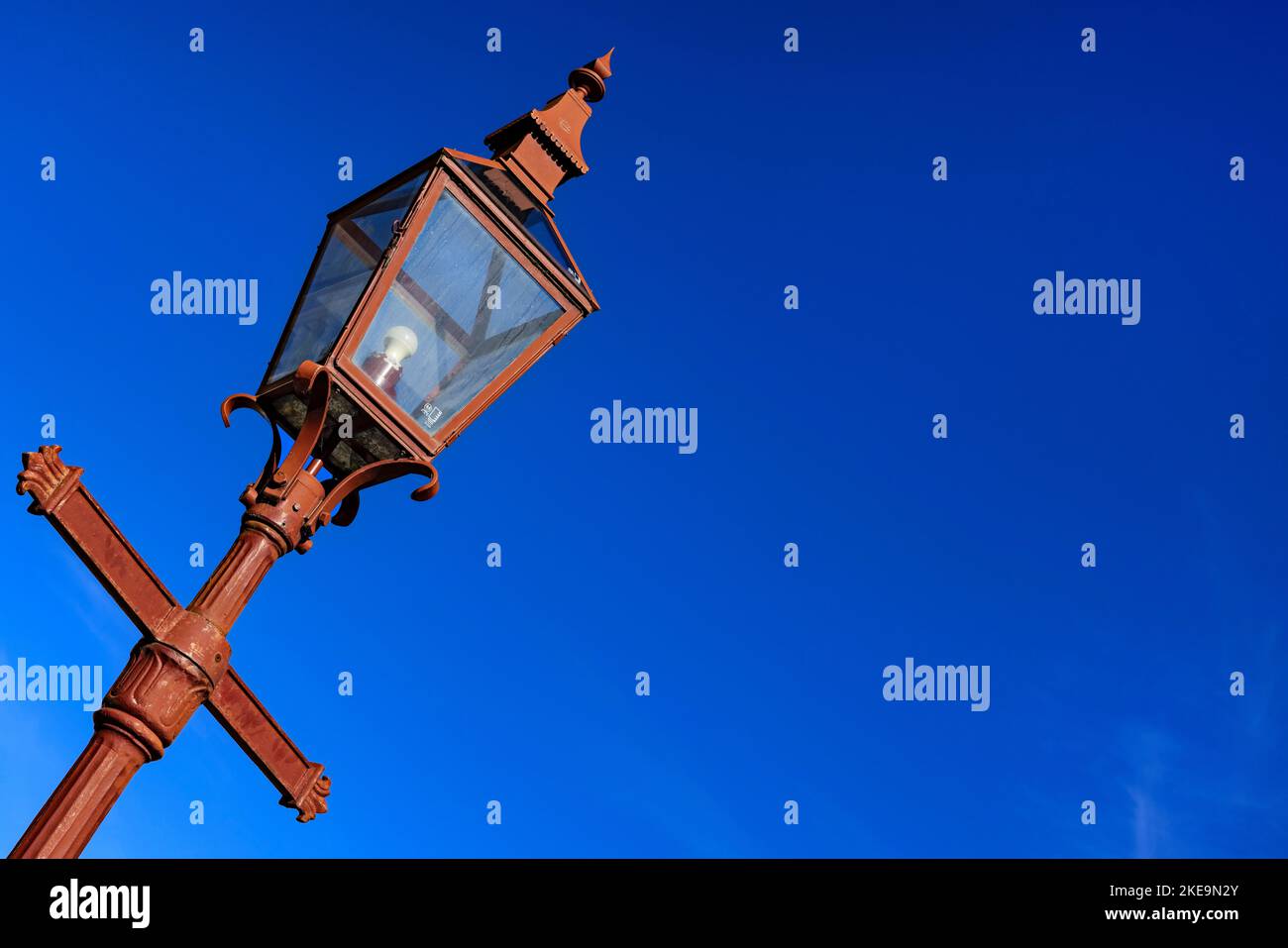 Wrought iron streetlamp hi-res stock photography and images - Alamy