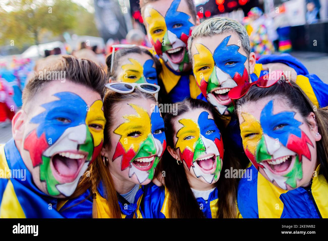 Cologne, Germany. 11th Nov, 2022. Recken celebrate the start of the ...