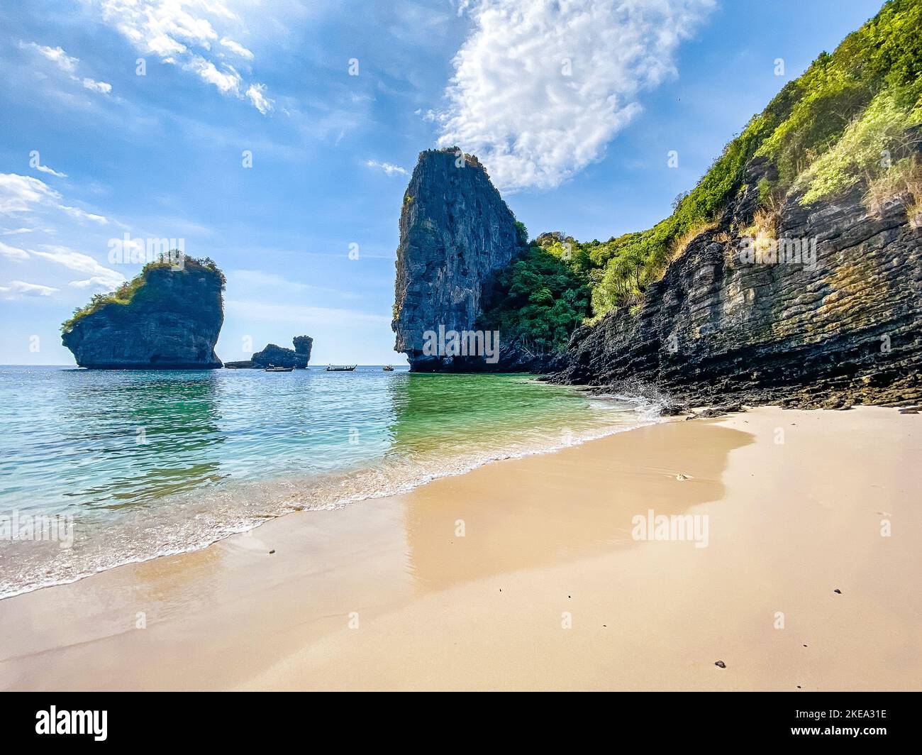 Aerial view of Nui beach in koh Phi Phi Don island, in Krabi, Thailand ...