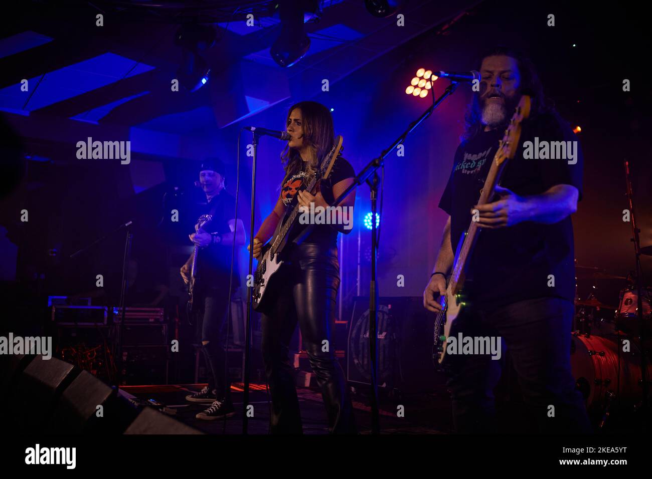 Cassidy Paris, Performing live with Wicked Smile at Hard Rock Hell XV ...