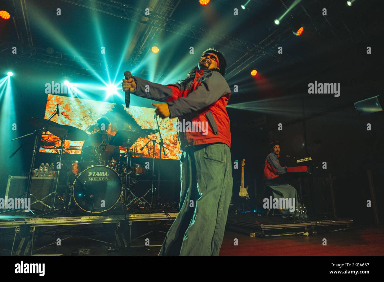 Oliver tree singer hi-res stock photography and images - Alamy
