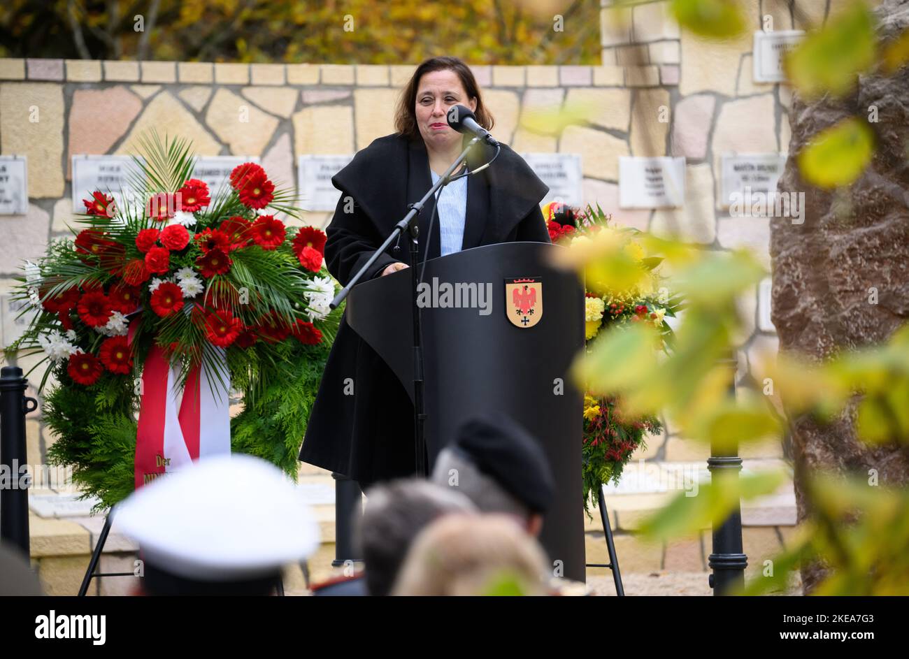 11 November 2022, Brandenburg, Schwielowsee/Ot Geltow: Tanja Menz ...